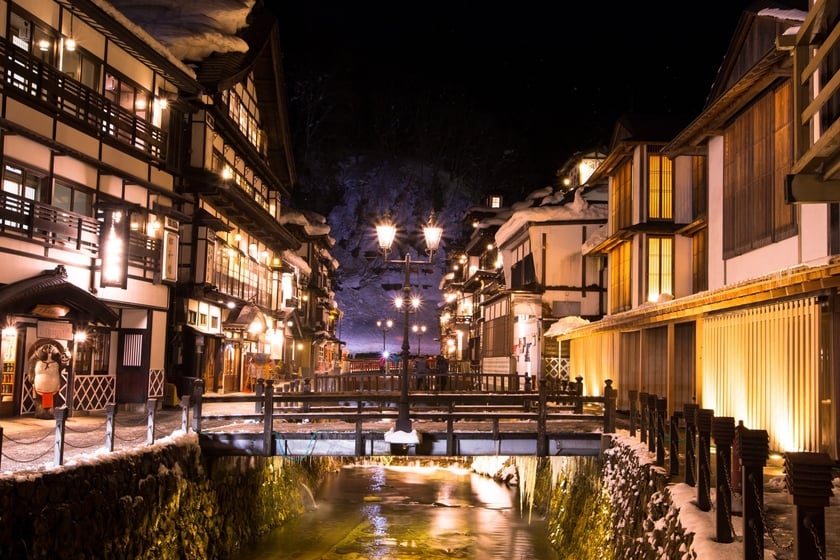 The Ultimate Guide: Top 8 Traditional Japanese Villages to Visit | Luxury japan DMC - MOTENAS JAPAN