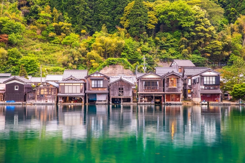The Ultimate Guide: Top 8 Traditional Japanese Villages to Visit ...