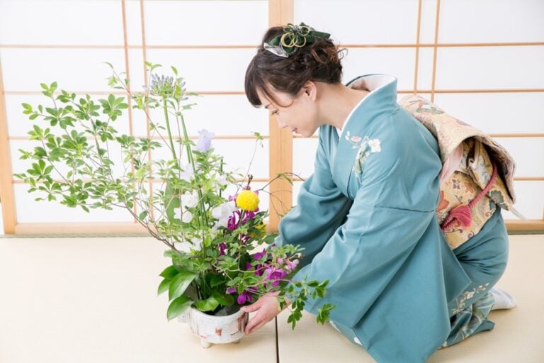 What Is Kado? A Simple Guide to Japan’s Way of Flowers | Luxury japan ...