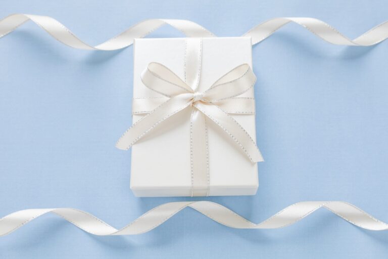 Japan White Day: A Luxury Gift & Etiquette Guide for Executives ...